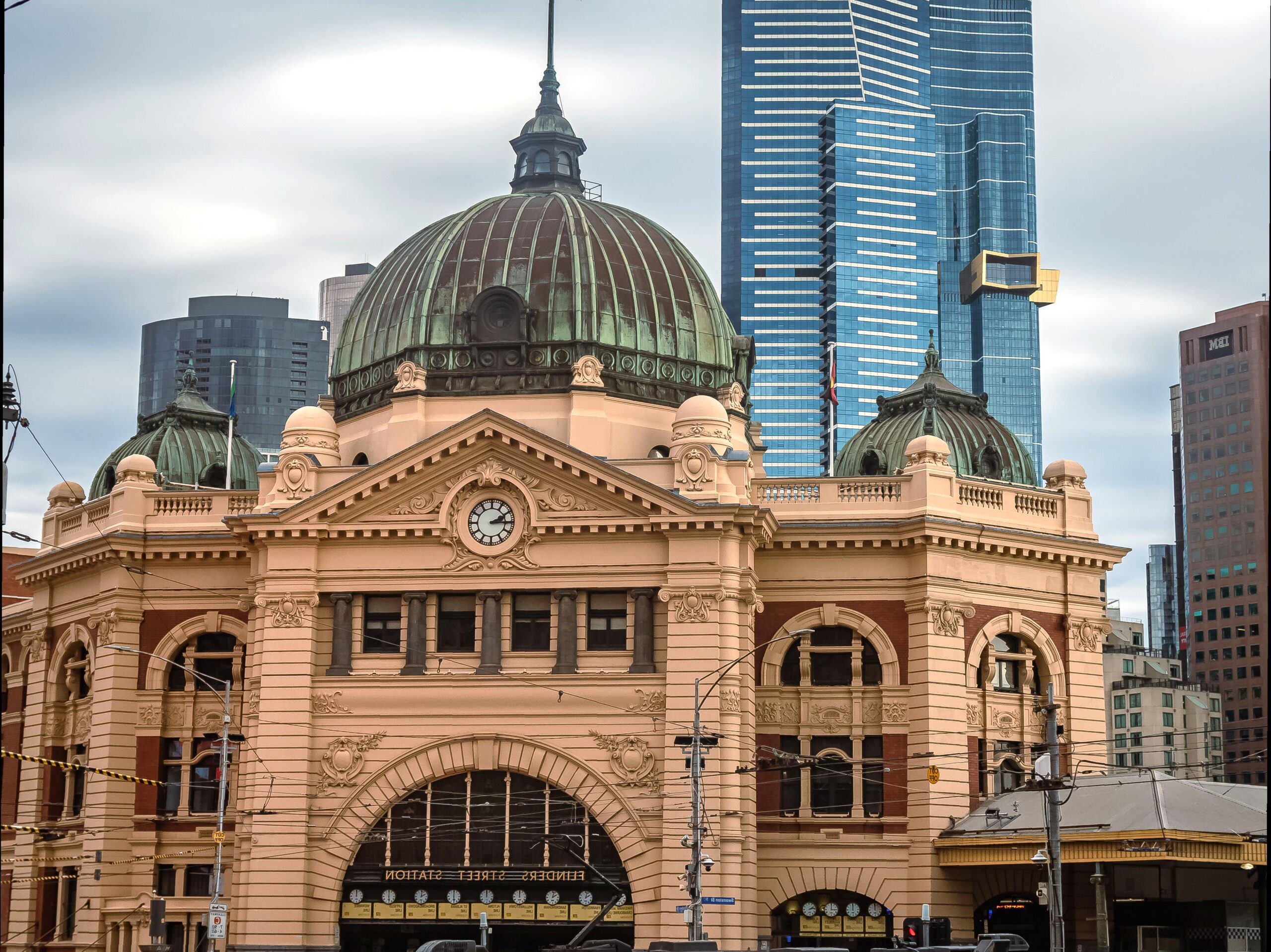 Your Ultimate Guide to Exploring Melbourne: Attractions, Cuisine, and ...